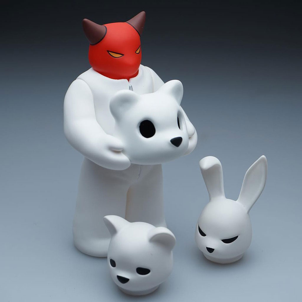 15 of the Most Important Vinyl Toys That Are Not "Toys" | Everpress